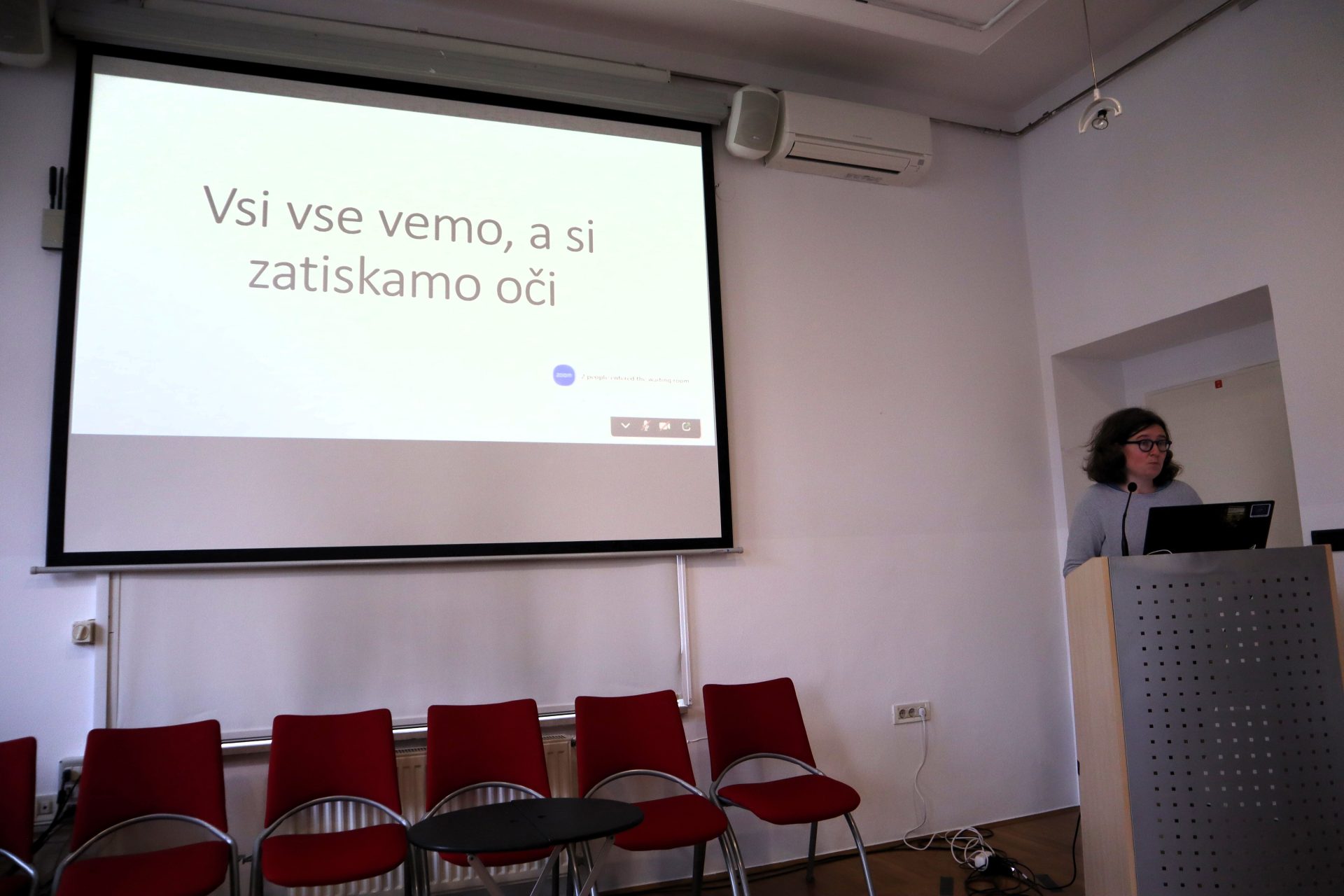Podnebna politika med teorijo in prakso: Čakamo čudežno rešitev, ki je ...